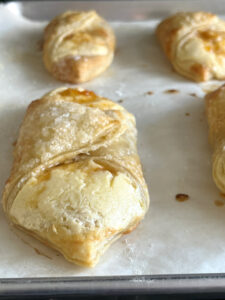 How to Make Easy Cream Cheese Danish Pastry - A Feast For The Eyes