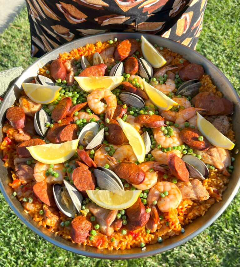 How to Make Paella on the Grill - A Feast For The Eyes