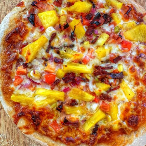 Maui Zaui Round Table Pizza Copycat Recipe - A Feast For The Eyes